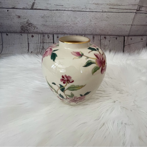 Lenox | Accents | Lenox Barrington Collection Vase Pink Floral ...